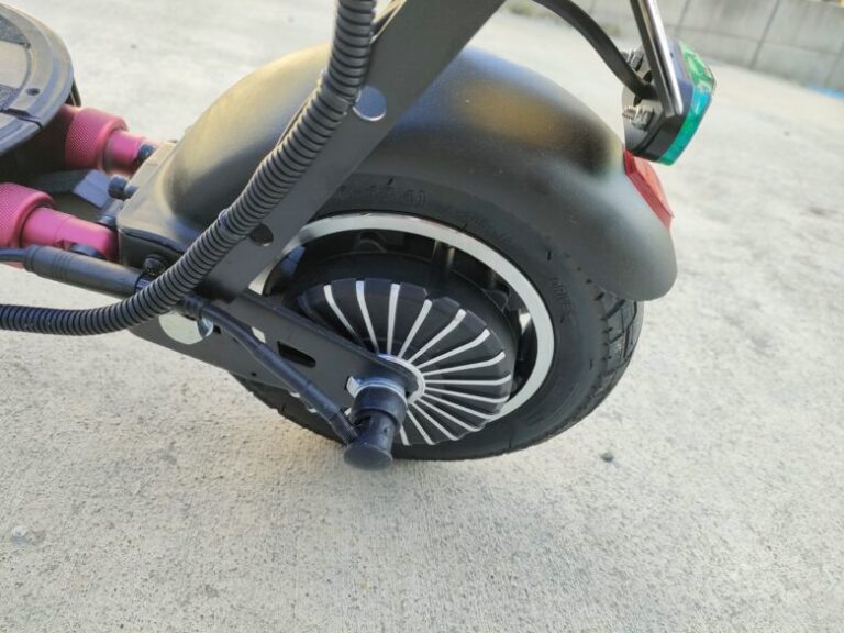 SWALLOW ZERO9 Liteをレビュー！免許なしで公道・坂道がスイスイ走れる電動キックボード