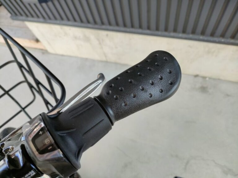 ペルテック「TDA-207Zplus＋」をレビュー！通勤・通学に最適の電動アシスト自転車